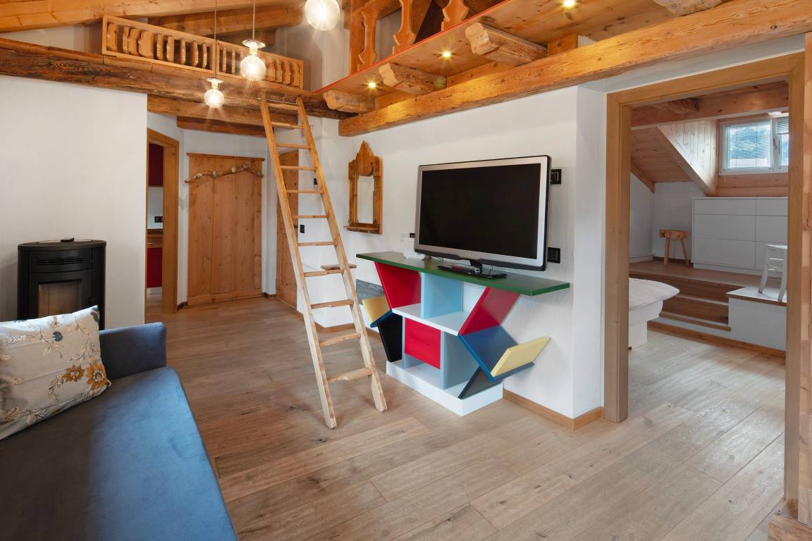 60 M² Chalet ∙ 1 Bedroom ∙ 3 Guests - Canazei