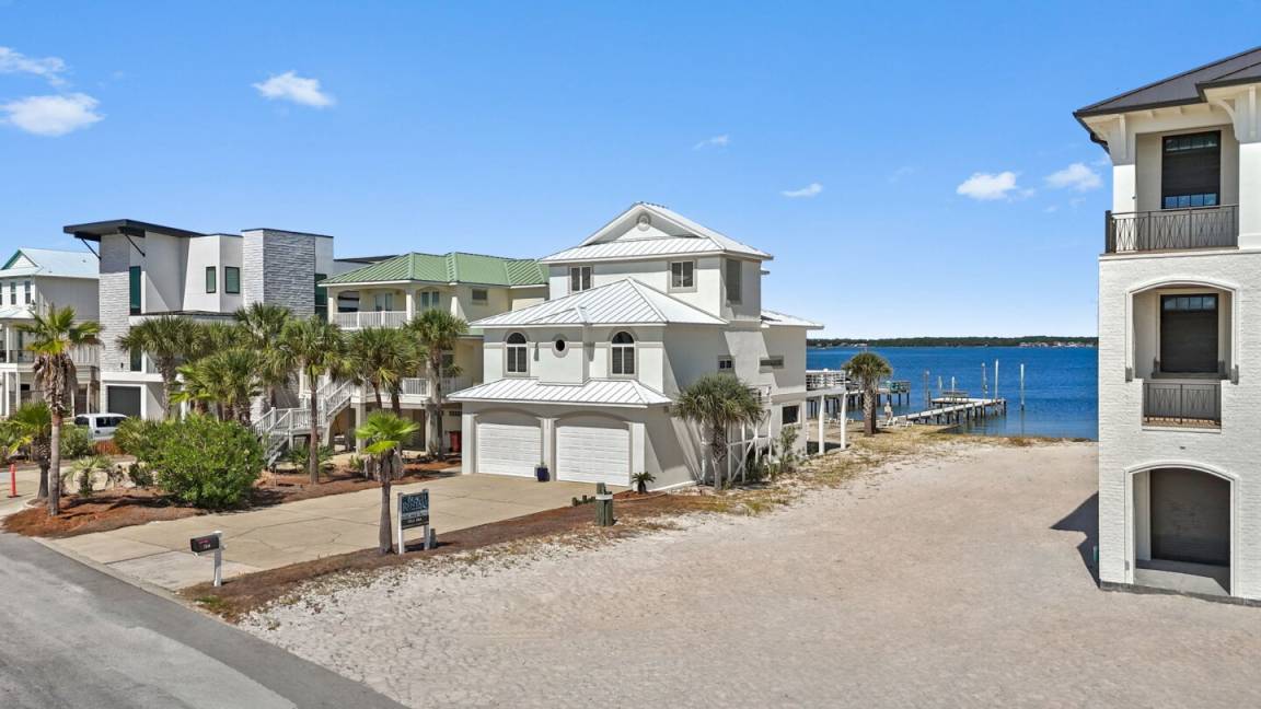 204 M² House ∙ 5 Bedrooms ∙ 14 Guests - Navarre, FL