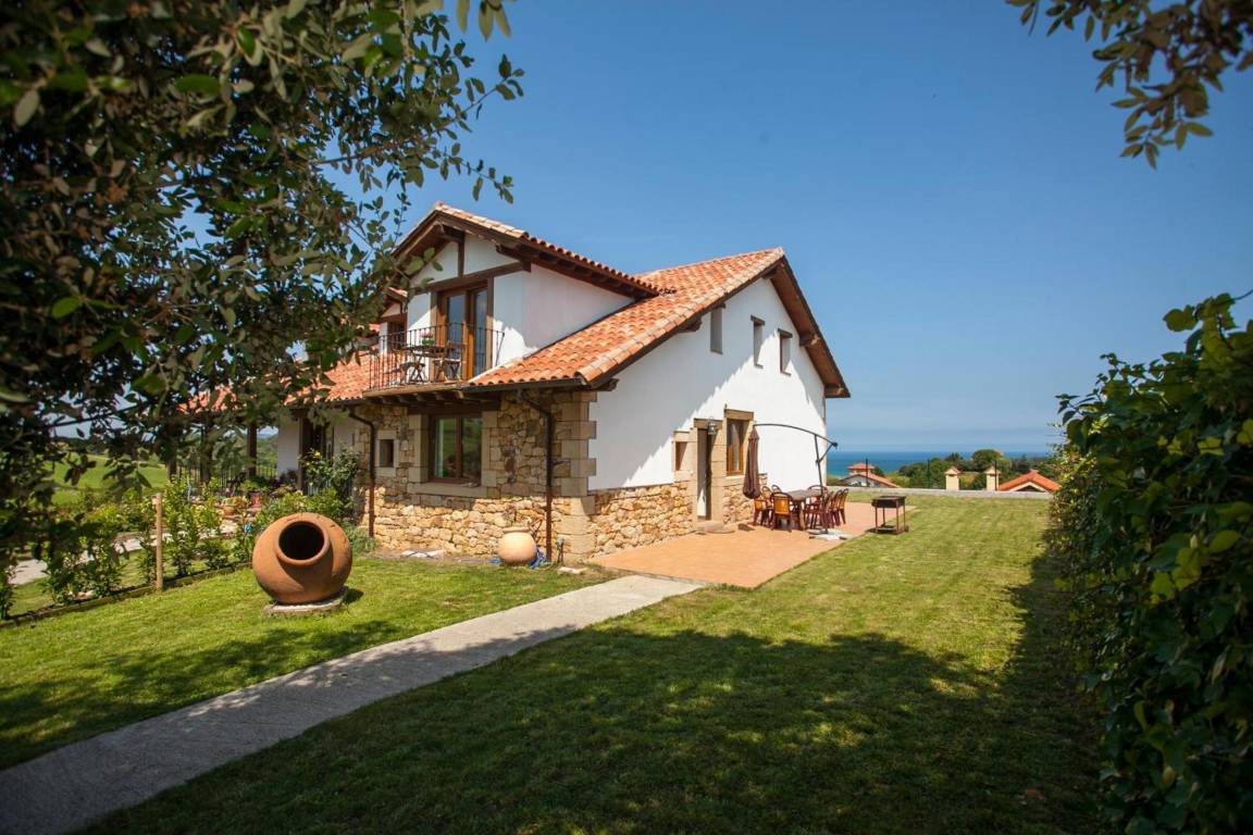146 M² Casa ∙ 4 Habitaciones ∙ 8 Huéspedes - San Vicente de la Barquera