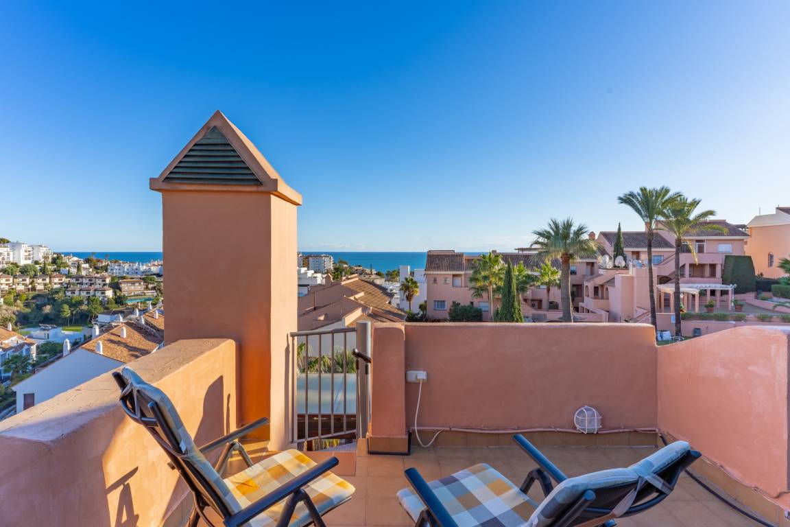 110 M² Apartamento ∙ 2 Habitaciones ∙ 4 Huéspedes - La Cala de Mijas