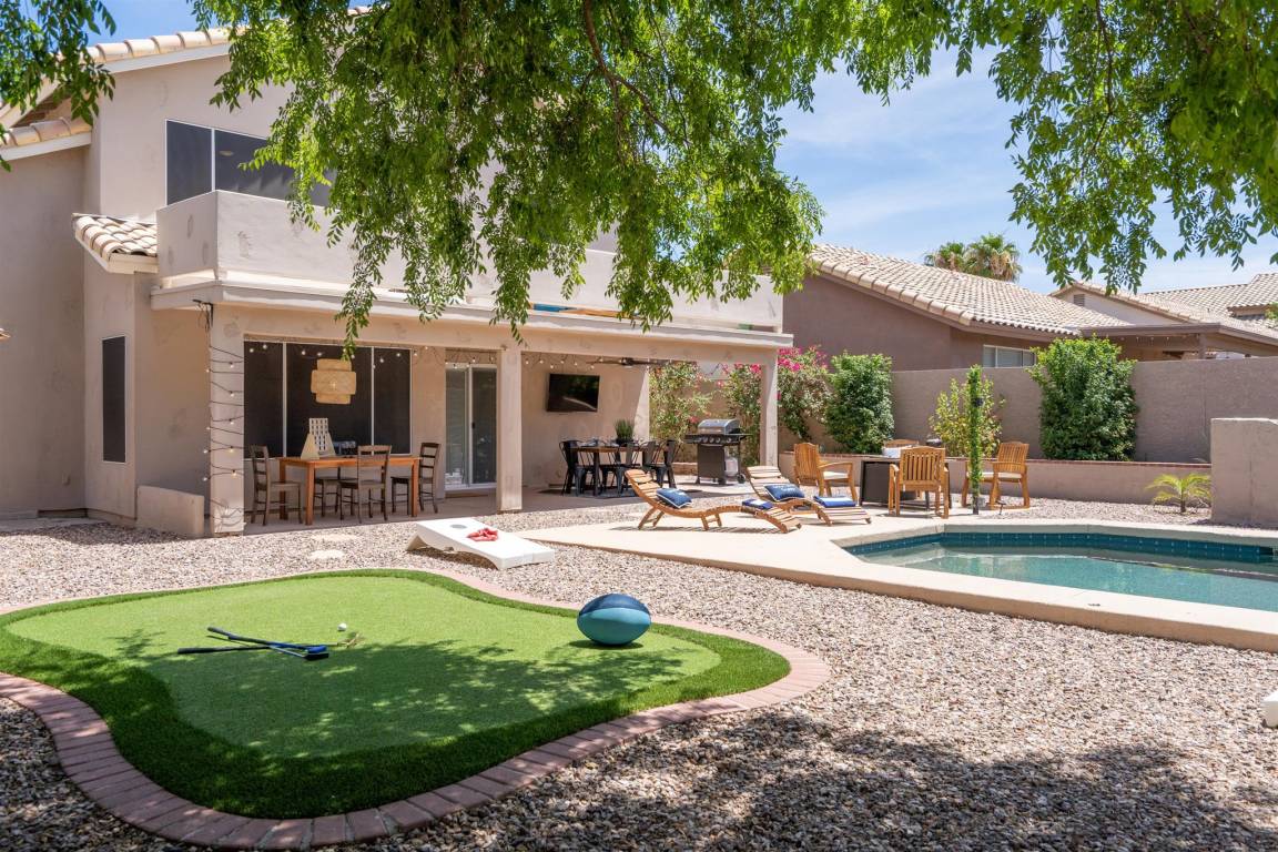 188 M² Casa ∙ 5 Habitaciones ∙ 18 Huéspedes - Mesa