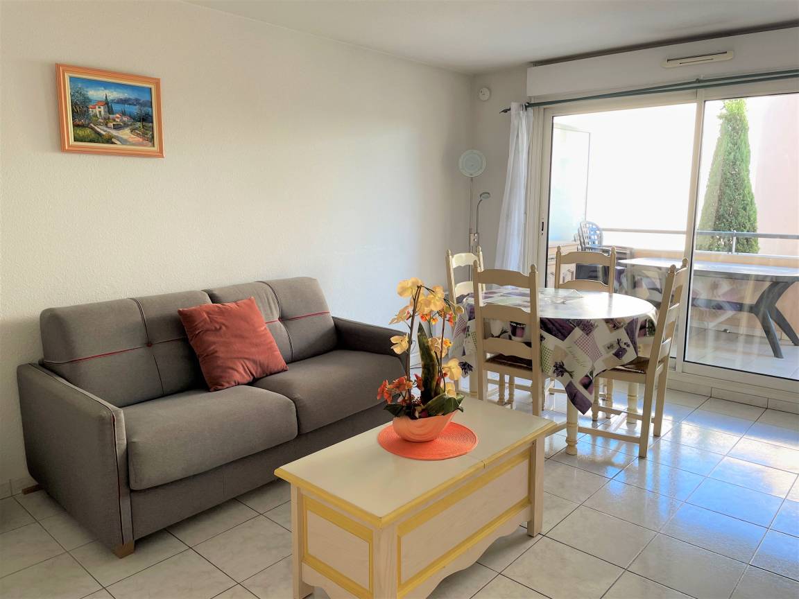 37 M² Apartment ∙ 2 Bedrooms ∙ 4 Guests - Le Lavandou