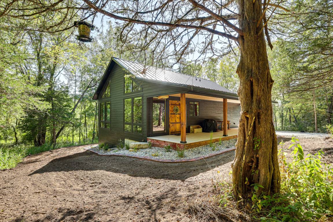 106 M² House ∙ 2 Bedrooms ∙ 4 Guests - Galena, IL