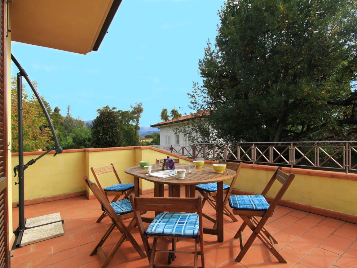 70 M² Apartment ∙ 2 Bedrooms ∙ 4 Guests - Marina di Pietrasanta
