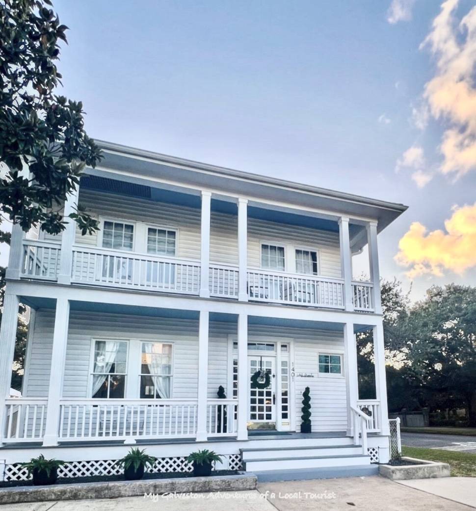 Majatalo ∙ 4 Makuuhuonetta ∙ 11 Vierasta - Galveston, TX