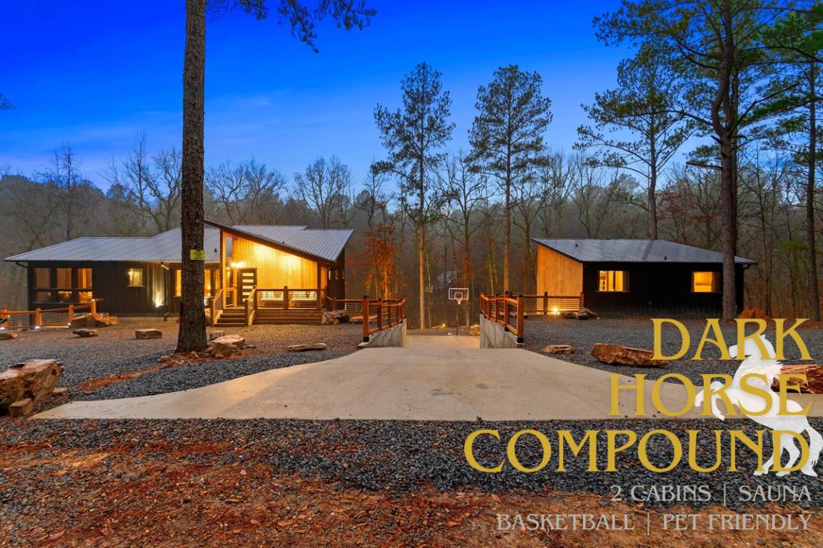 Cabin ∙ 5 Bedrooms ∙ 12 Guests - Oklahoma