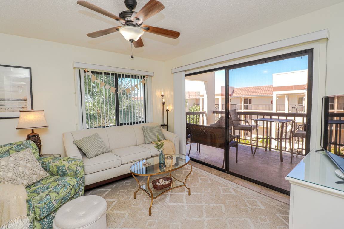 Condo ∙ 2 Bedrooms ∙ 4 Guests - Crescent Beach, FL