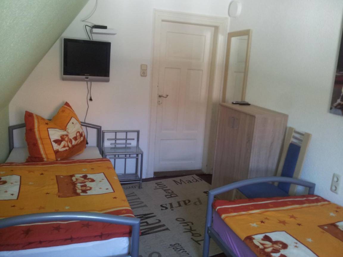 30 M² Ferienwohnung ∙ 2 Schlafzimmer ∙ 4 Gäste - Reinsberg