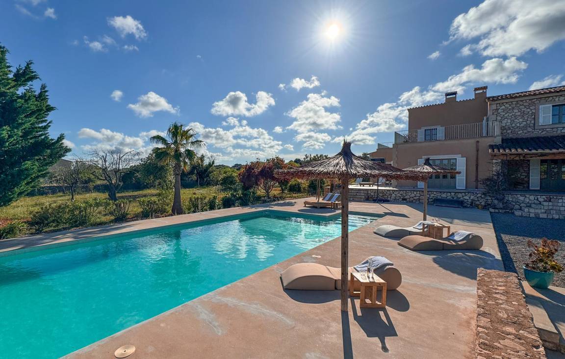 600 M² Casa ∙ 4 Habitaciones ∙ 8 Huéspedes - Portocolom