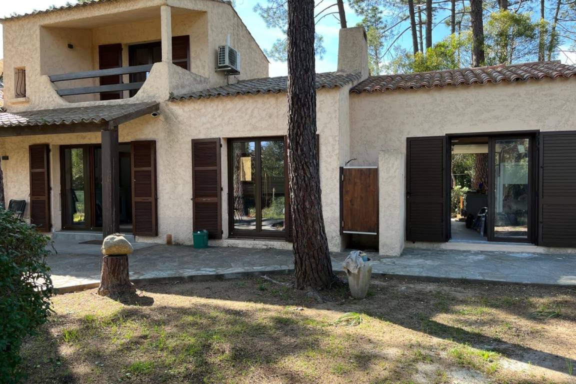 109 M² Casa ∙ 3 Habitaciones ∙ 7 Huéspedes - Lecci