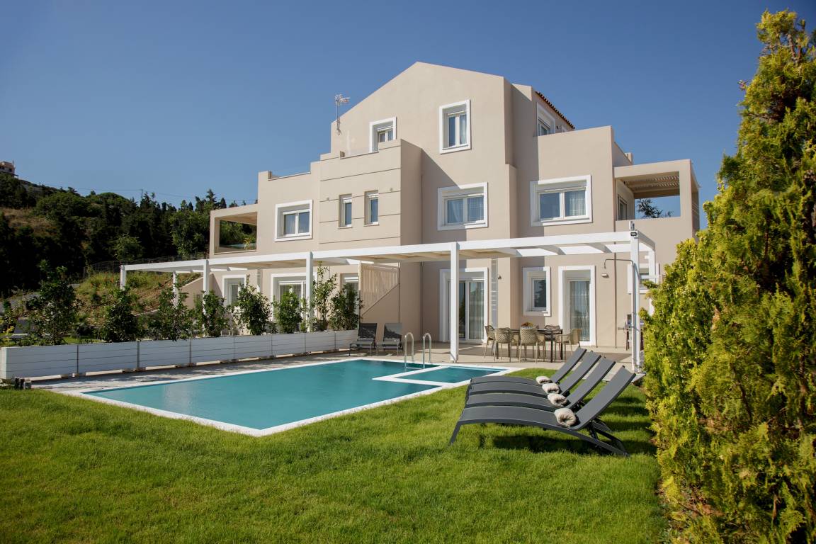 160 M² Villa ∙ 3 Chambres ∙ 6 Personnes - Héraklion