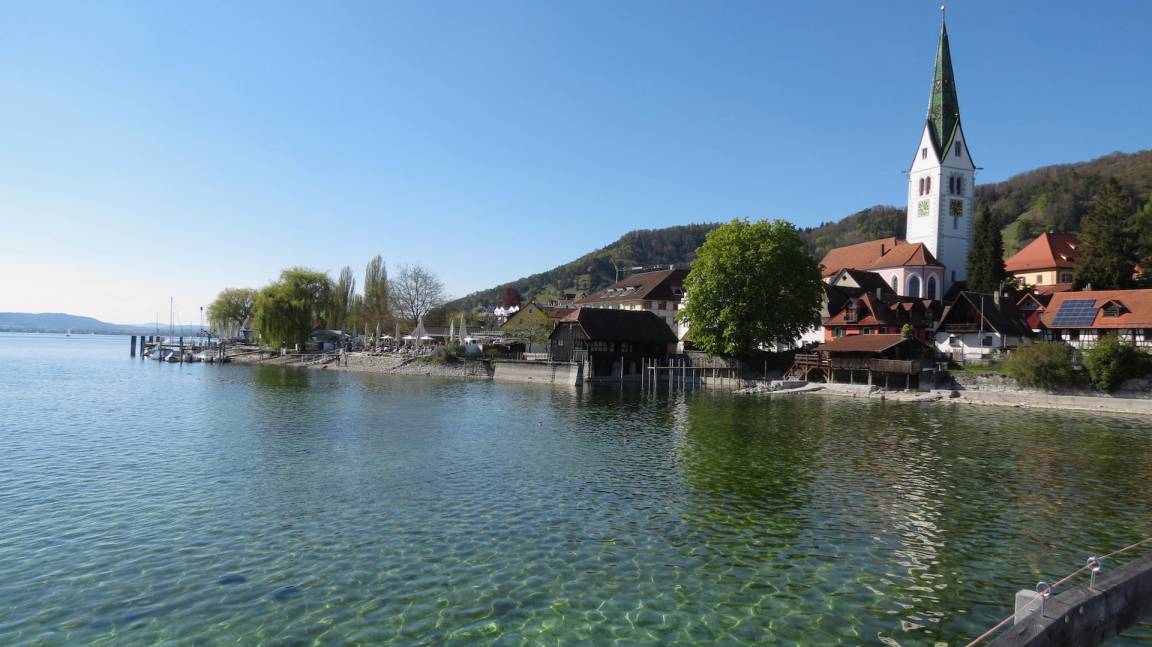 75 M² Ferienwohnung ∙ 1 Schlafzimmer ∙ 4 Gäste - Sipplingen