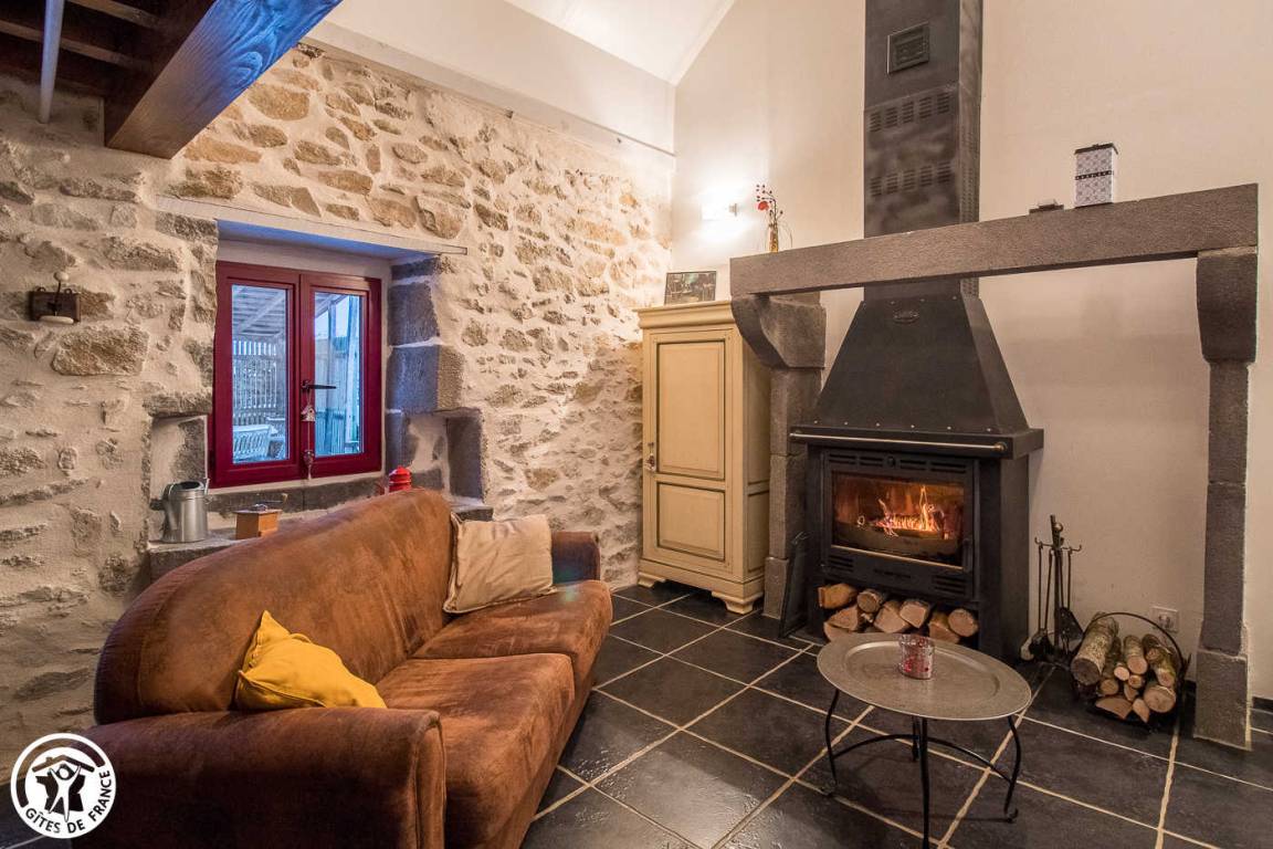 75 M² Gîte ∙ 2 Chambres ∙ 4 Personnes - Volvic