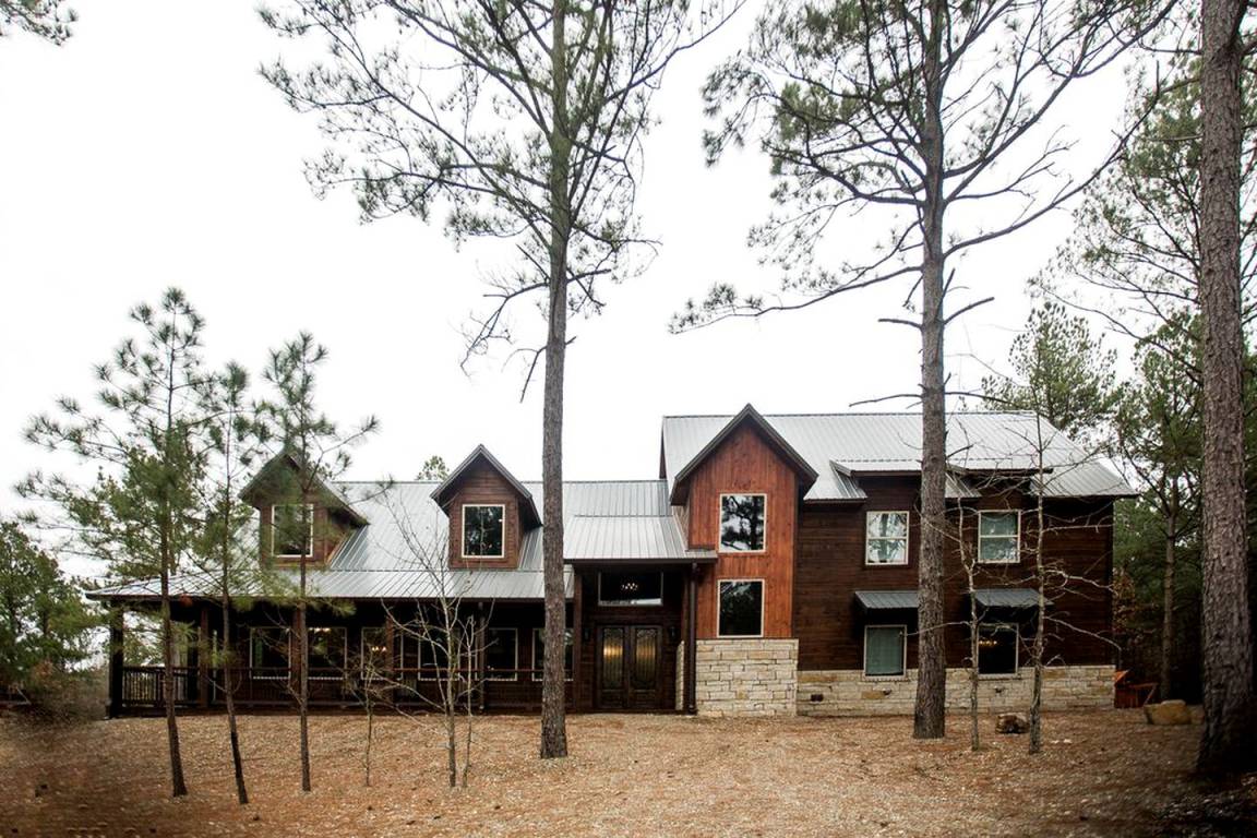 Casa ∙ 6 Habitaciones ∙ 22 Huéspedes - Broken Bow, OK
