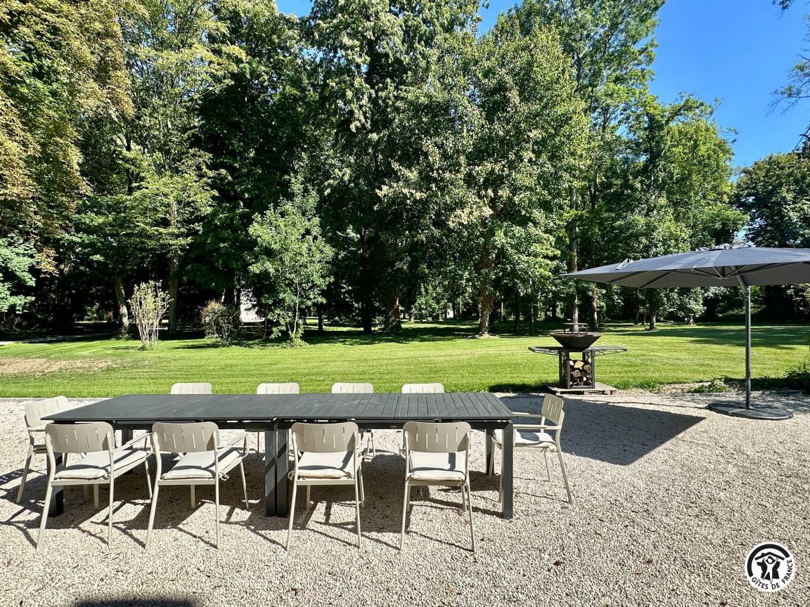 300 M² Cottage ∙ 7 Chambres ∙ 14 Personnes - Saint-Jean-de-Losne