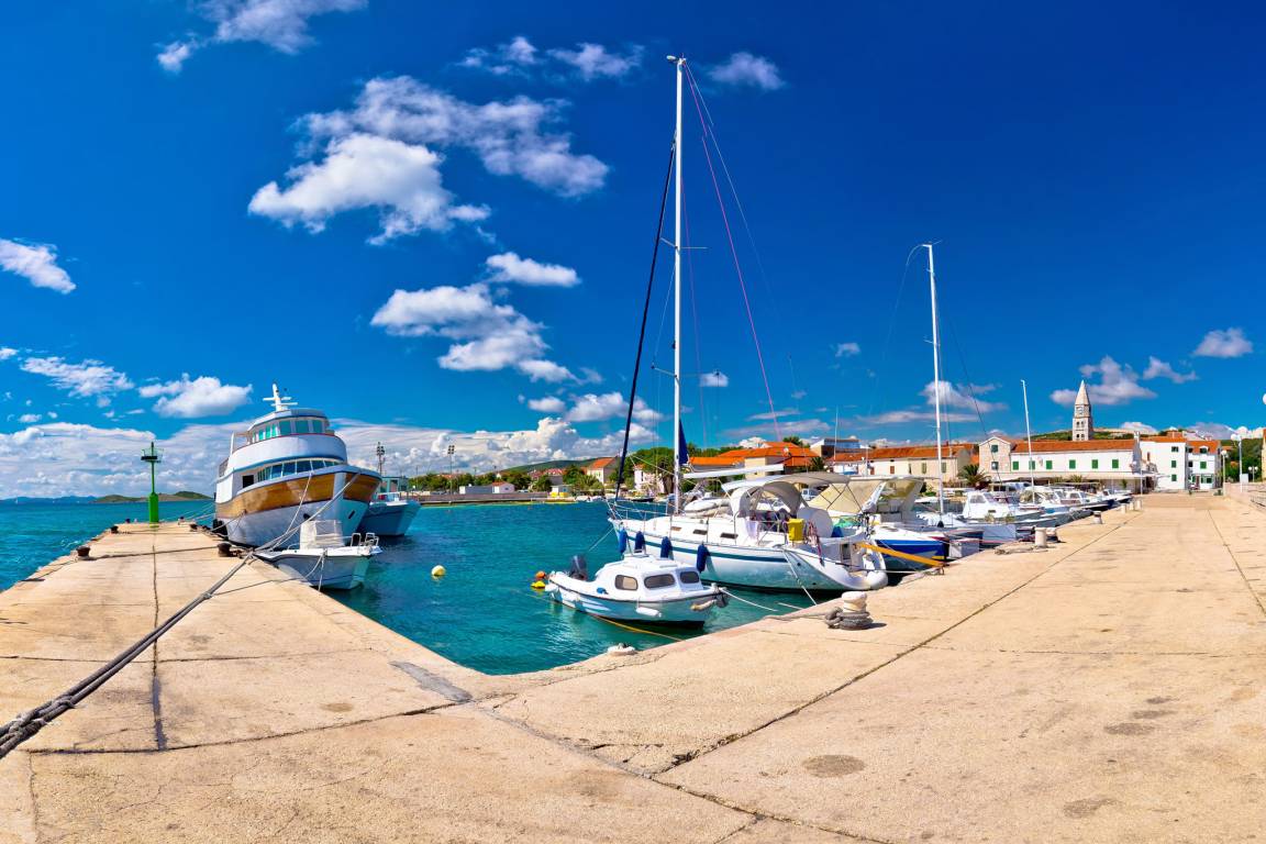 65 M² Ferienwohnung ∙ 2 Schlafzimmer ∙ 4 Gäste - Biograd na Moru