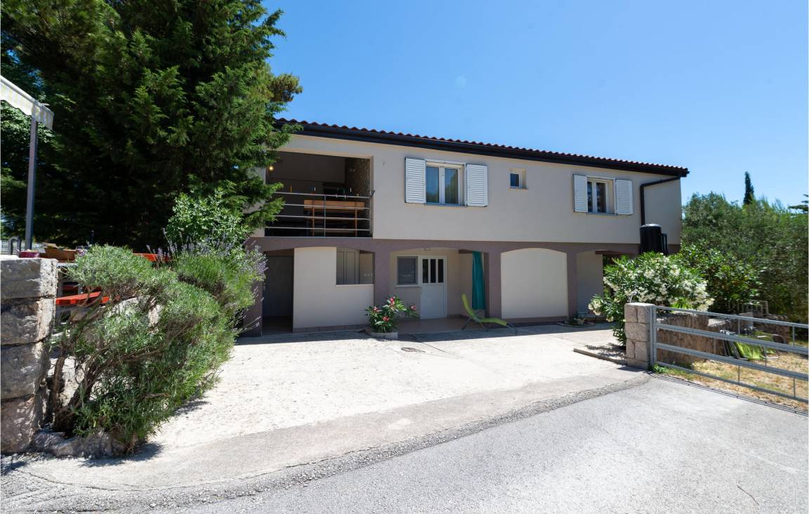 114 M² House ∙ 6 Bedrooms ∙ 12 Guests - Croatia