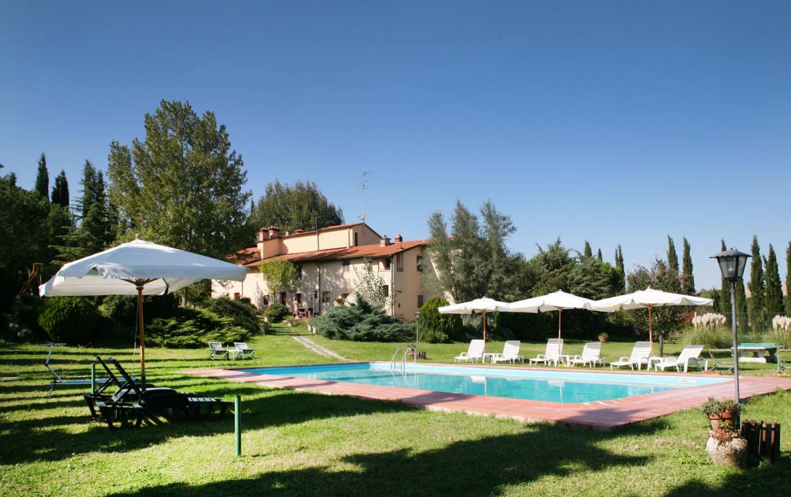 80 M² Resort ∙ 2 Bedrooms ∙ 6 Guests - Tuscany