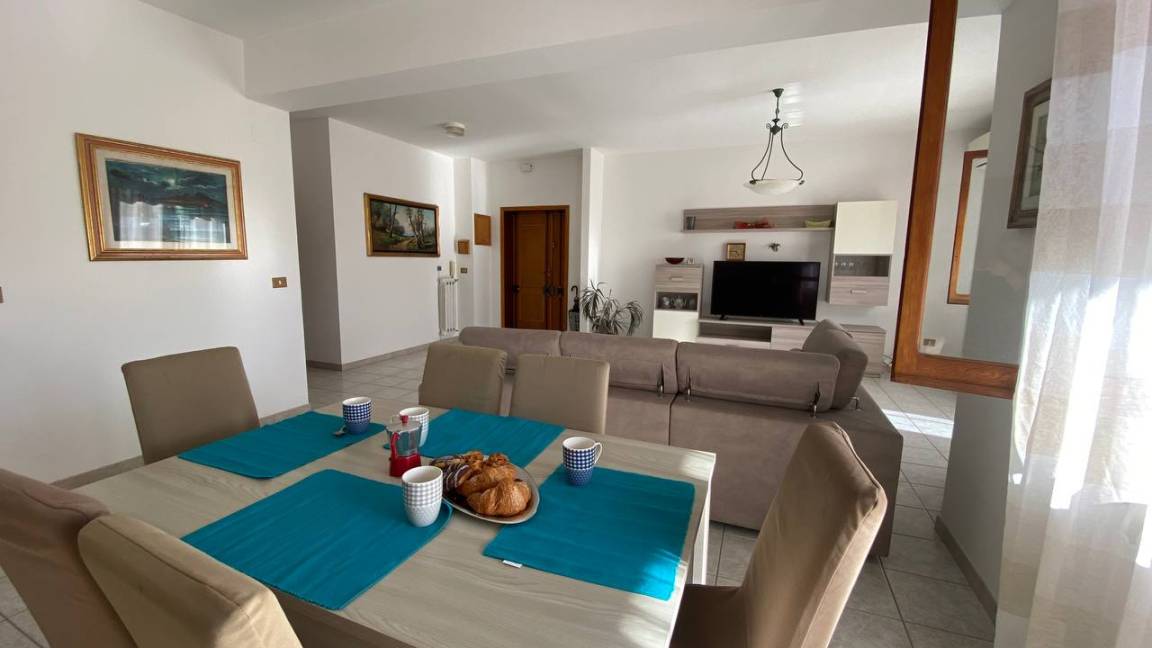 85 M² Apartment ∙ 2 Bedrooms ∙ 5 Guests - Porto Torres