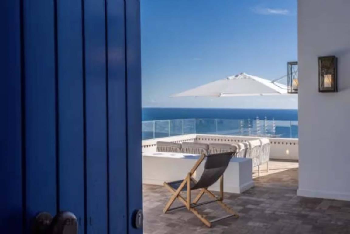 200 M² Villa ∙ 4 Bedrooms ∙ 8 Guests - Maiori