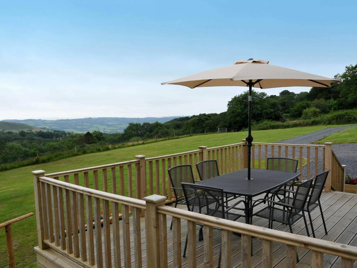 60 M² Cottage ∙ 2 Bedrooms ∙ 4 Guests - Aberaeron