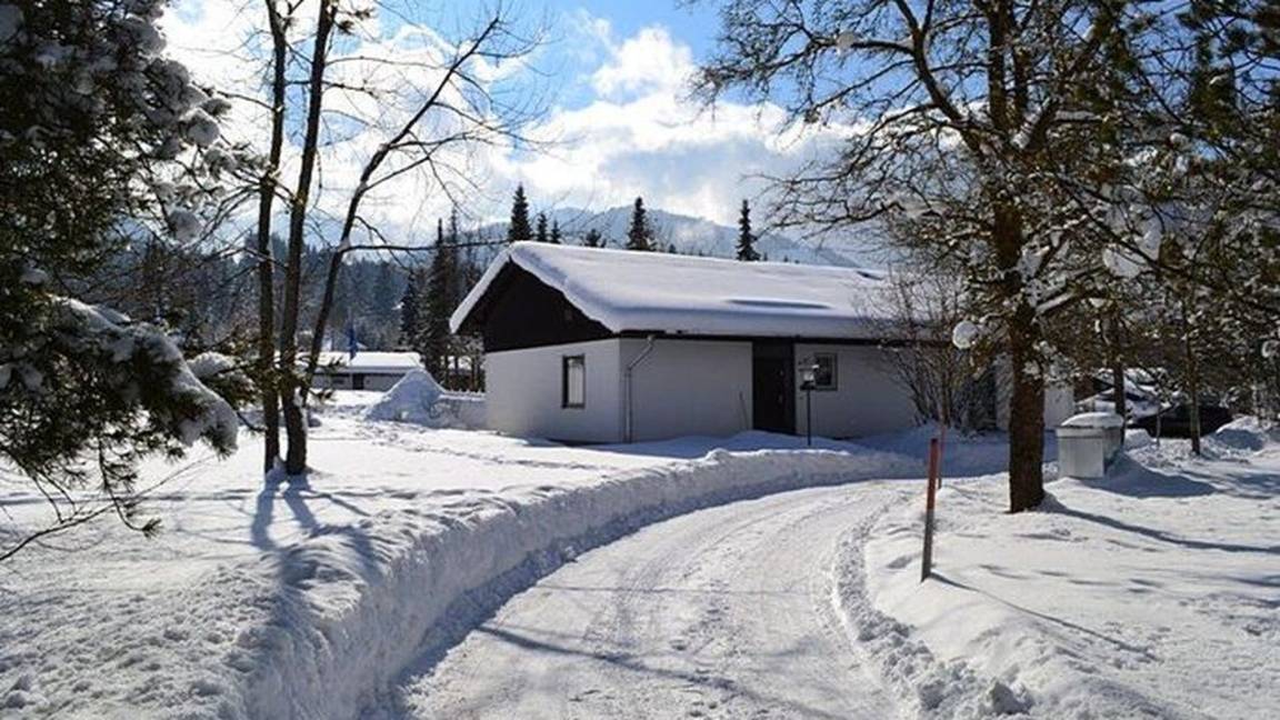 65 M² Ferienhaus ∙ 2 Schlafzimmer ∙ 6 Gäste - Nesselwang