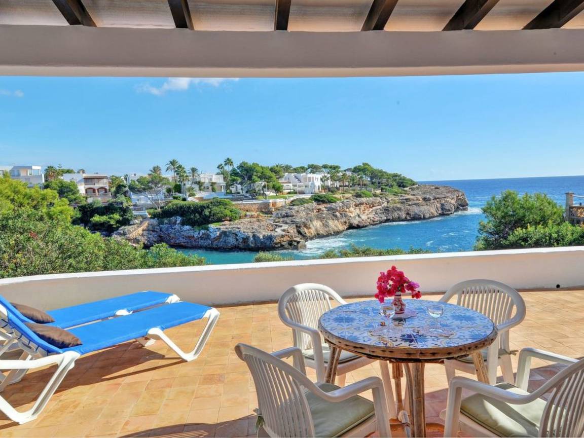 120 M² Talo ∙ 3 Makuuhuonetta ∙ 4 Vierasta - Cala d'Or