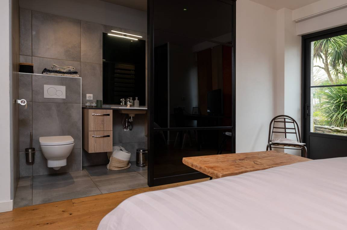 30 M² Chambre D'hôtes ∙ 1 Chambre ∙ 2 Personnes - Josselin