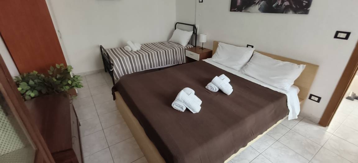 120 M² Maison De Vacances ∙ 3 Chambres ∙ 11 Personnes - Calabre