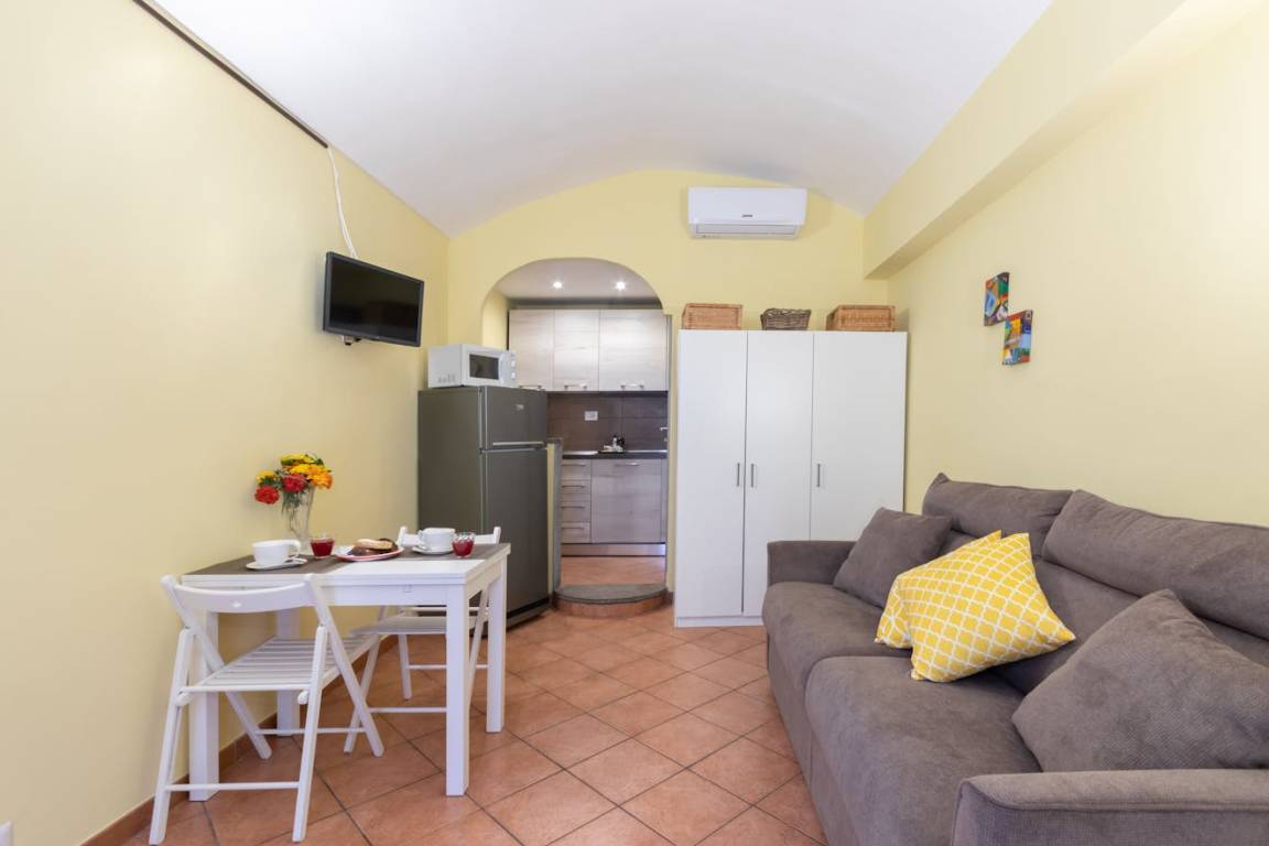 20 M² Apartment ∙ 2 Guests - Turin