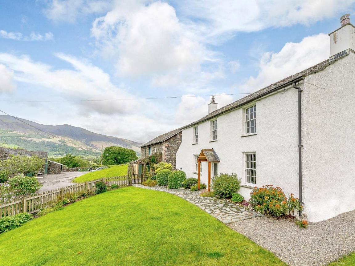 Cottage ∙ 8 Bedrooms ∙ 8 Guests - Keswick