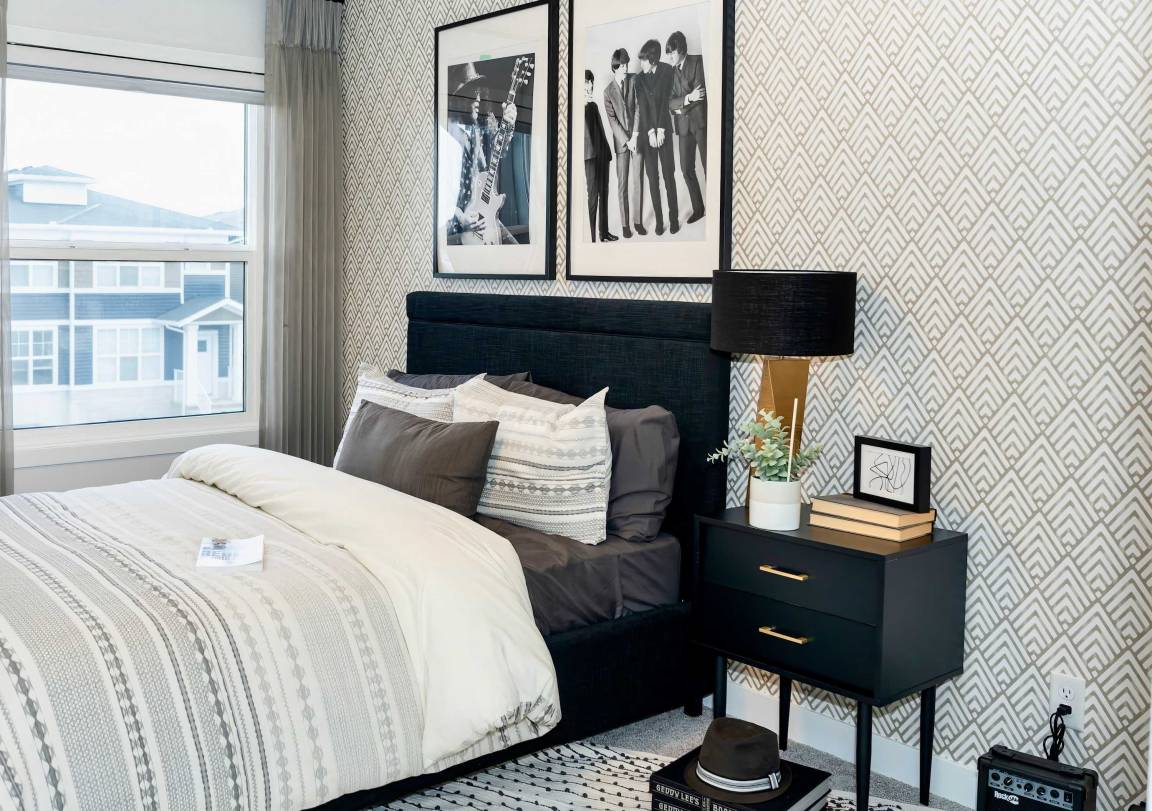 House ∙ 4 Bedrooms ∙ 8 Guests - Calgary