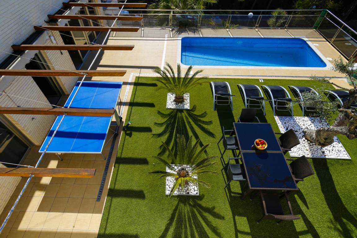250 M² Villa ∙ 5 Habitaciones ∙ 12 Huéspedes - Tarragona