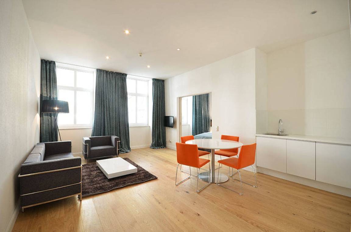 52 M² Ferienwohnung ∙ 1 Schlafzimmer ∙ 2 Gäste - Frankfurt am Main