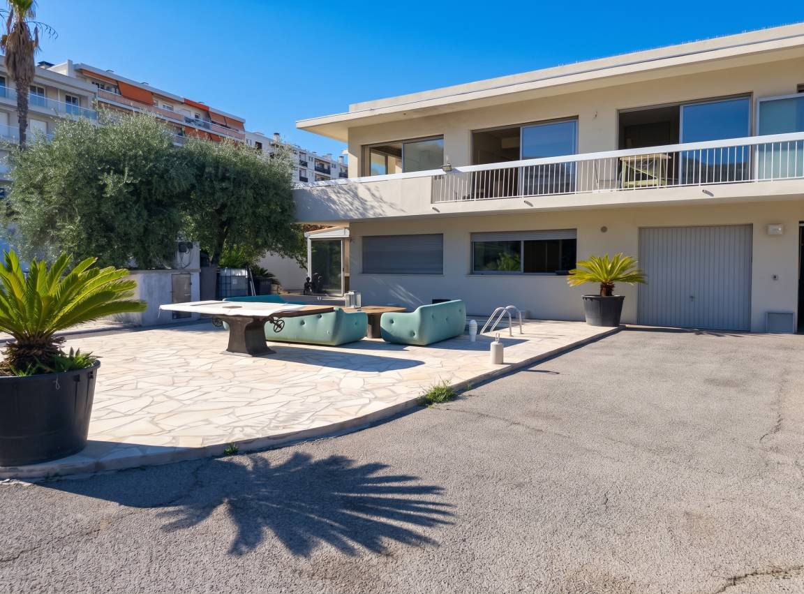 70 M² Ferienhaus ∙ 2 Schlafzimmer ∙ 4 Gäste - Vence