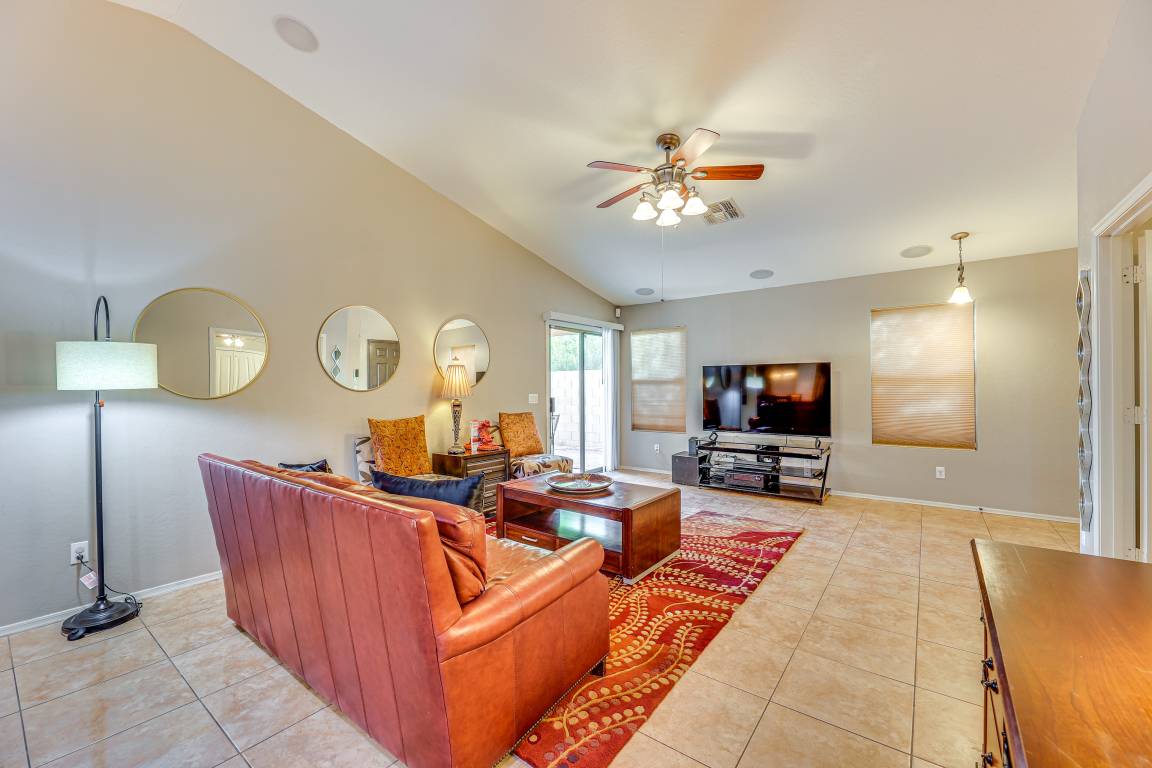 141 M² House ∙ 4 Bedrooms ∙ 6 Guests - Casa Grande, AZ