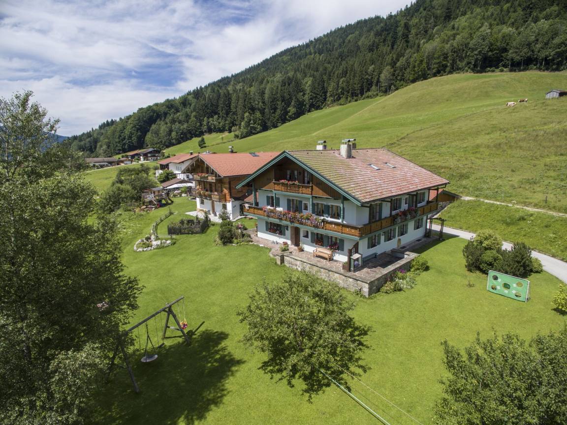 115 M² Appartement ∙ 2 Slaapkamers ∙ 3 Gasten - Inzell
