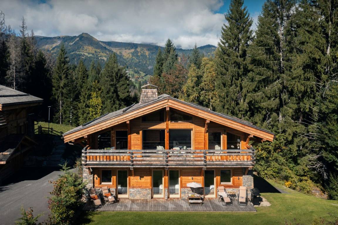 250 M² Chalet ∙ 5 Chambres ∙ 12 Personnes - Megève