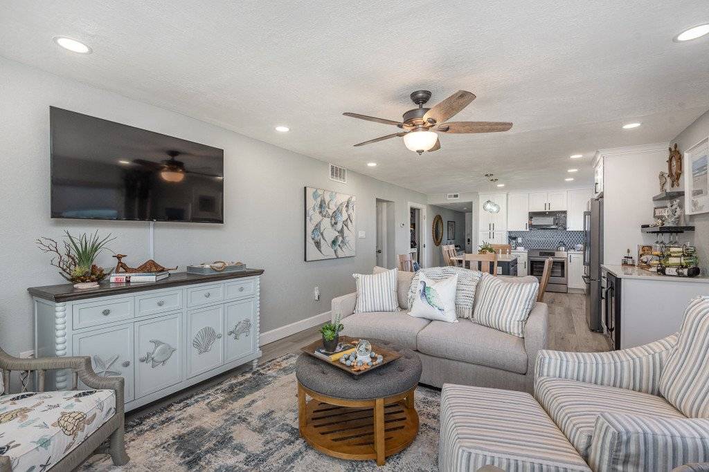 118 M² Apartamento ∙ 3 Habitaciones ∙ 8 Huéspedes - Cocoa Beach, FL