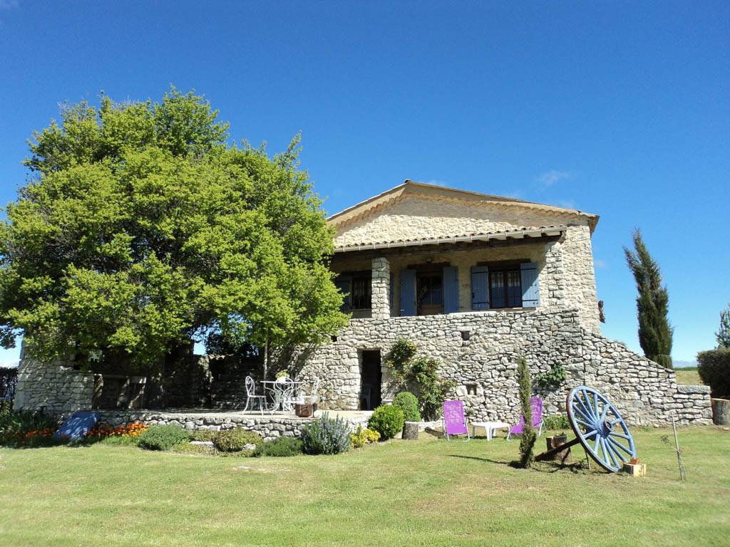 76 M² Gîte ∙ 2 Chambres ∙ 5 Personnes - Provence-Alpes-Côte d'Azur