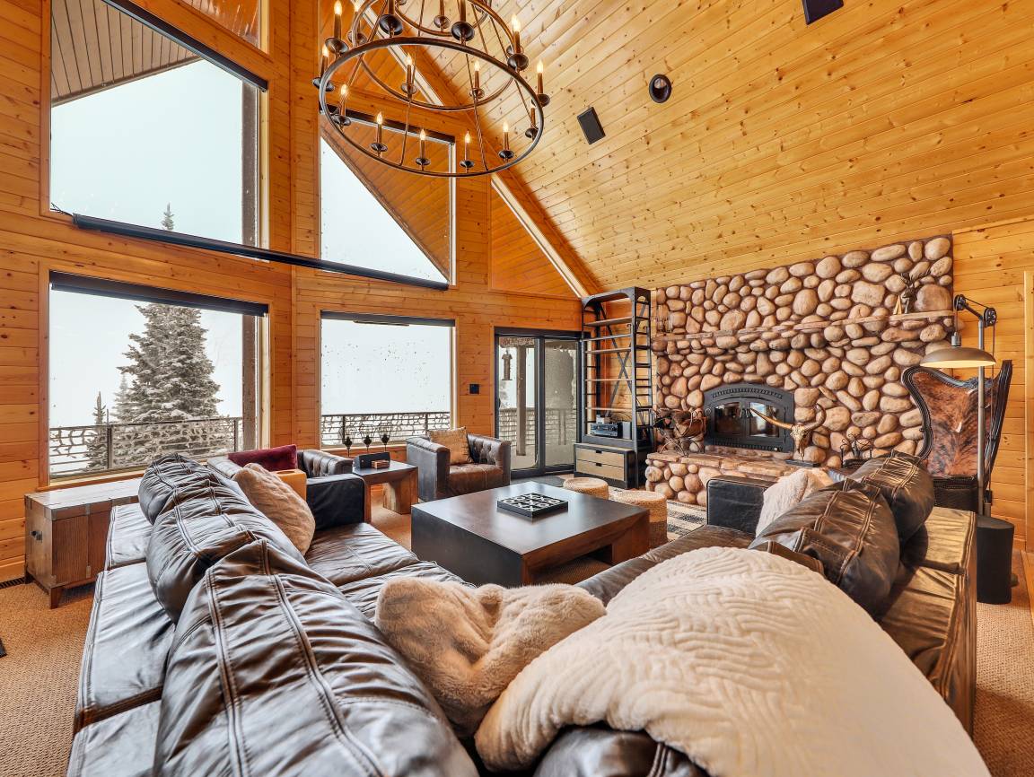 310 M² Cabin ∙ 5 Bedrooms ∙ 13 Guests - Brian Head, UT