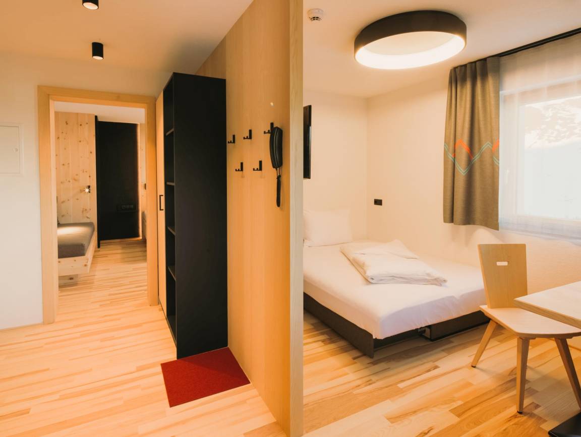 42 M² Hotel ∙ 1 Bedroom ∙ 5 Guests - Warth