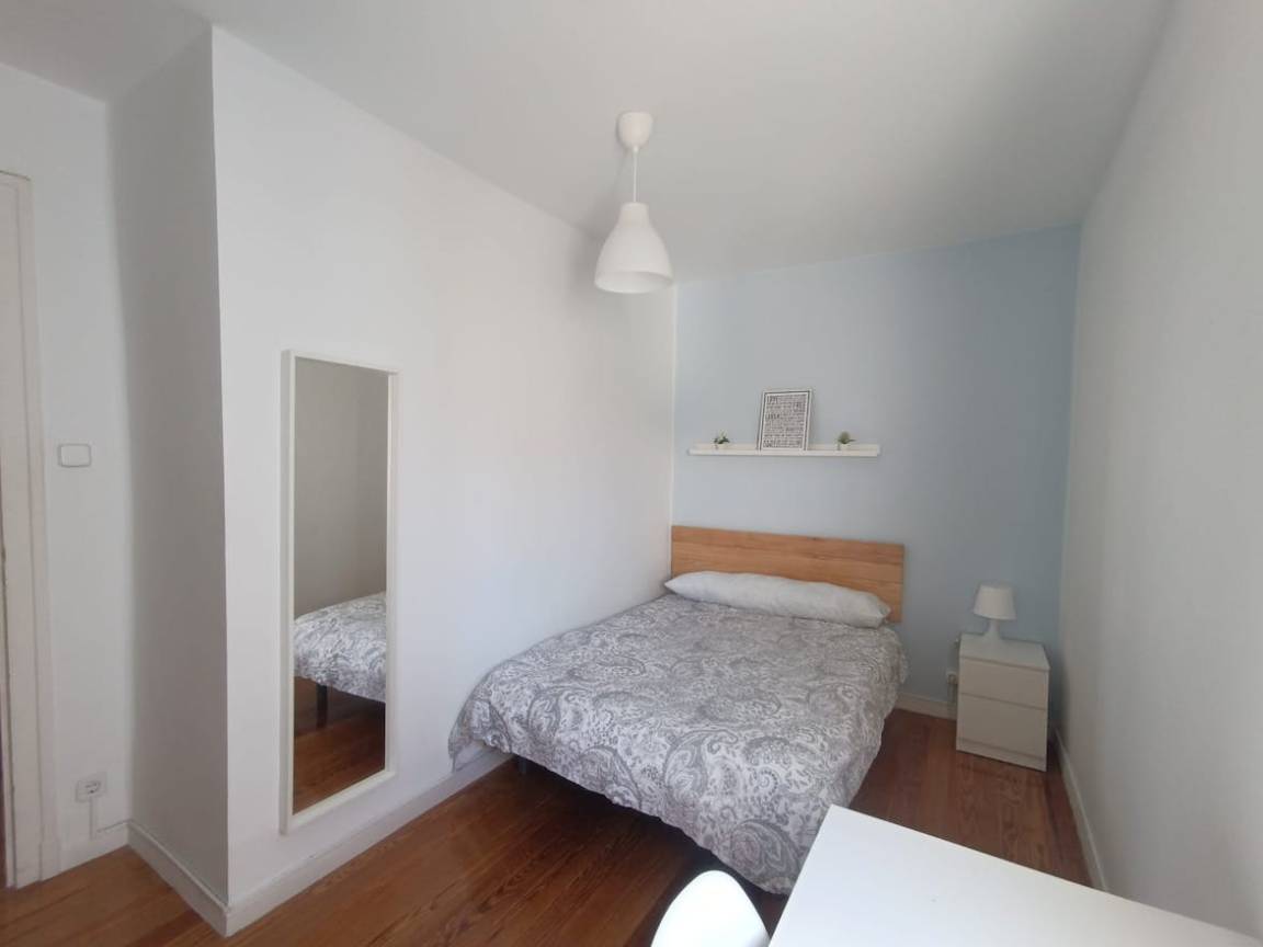 110 M² Chambre Privée ∙ 1 Chambre ∙ 1 Personne - Pampelune