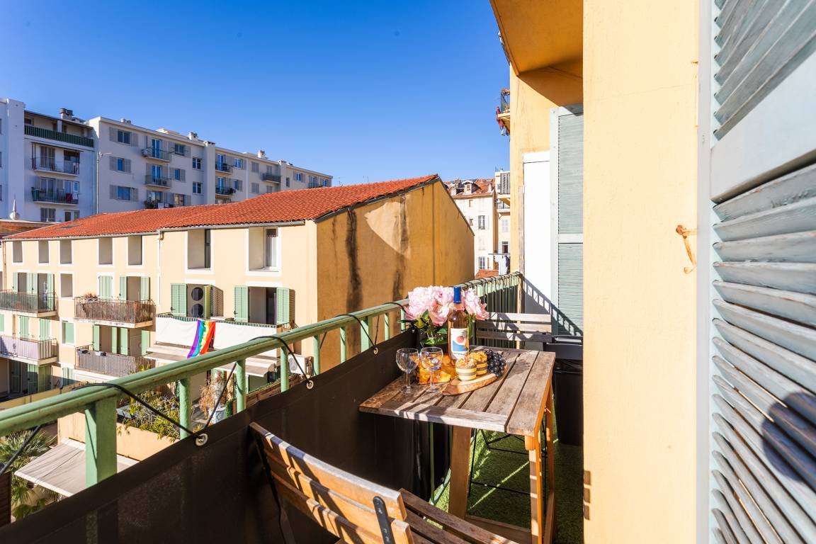34 M² Huoneisto ∙ 1 Makuuhuone ∙ 4 Vierasta - Nice