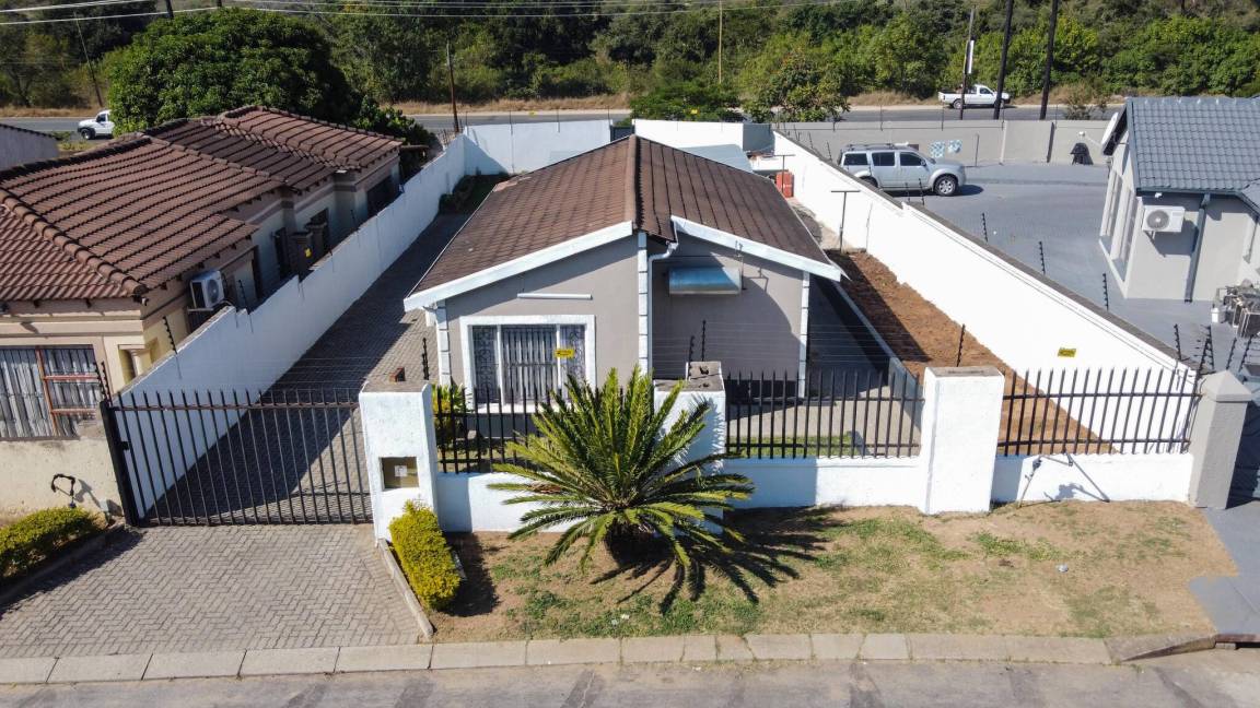 380 M² Maison De Vacances ∙ 3 Chambres ∙ 6 Personnes - Dwaleni