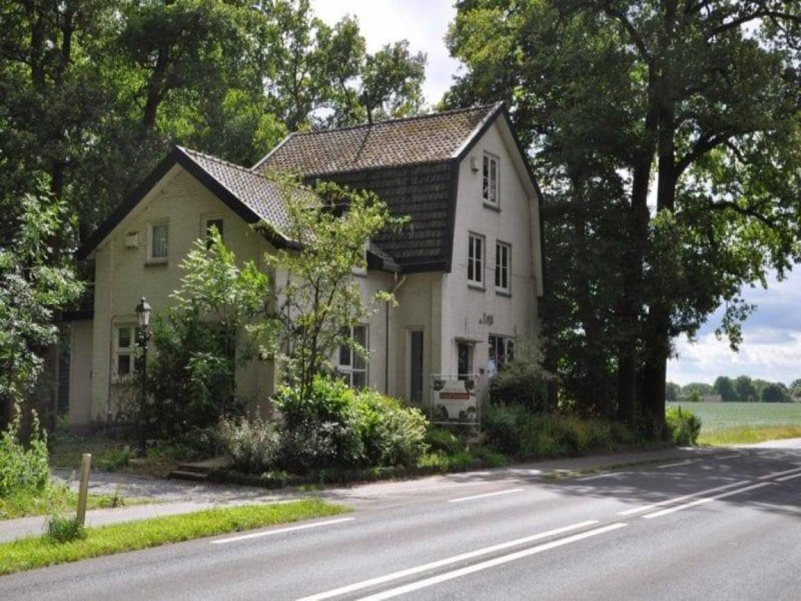 53 M² Huis ∙ 2 Slaapkamers ∙ 4 Gasten - Borne