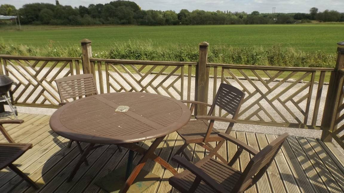 48 M² Lodge ∙ 2 Bedrooms ∙ 4 Guests - Warwickshire