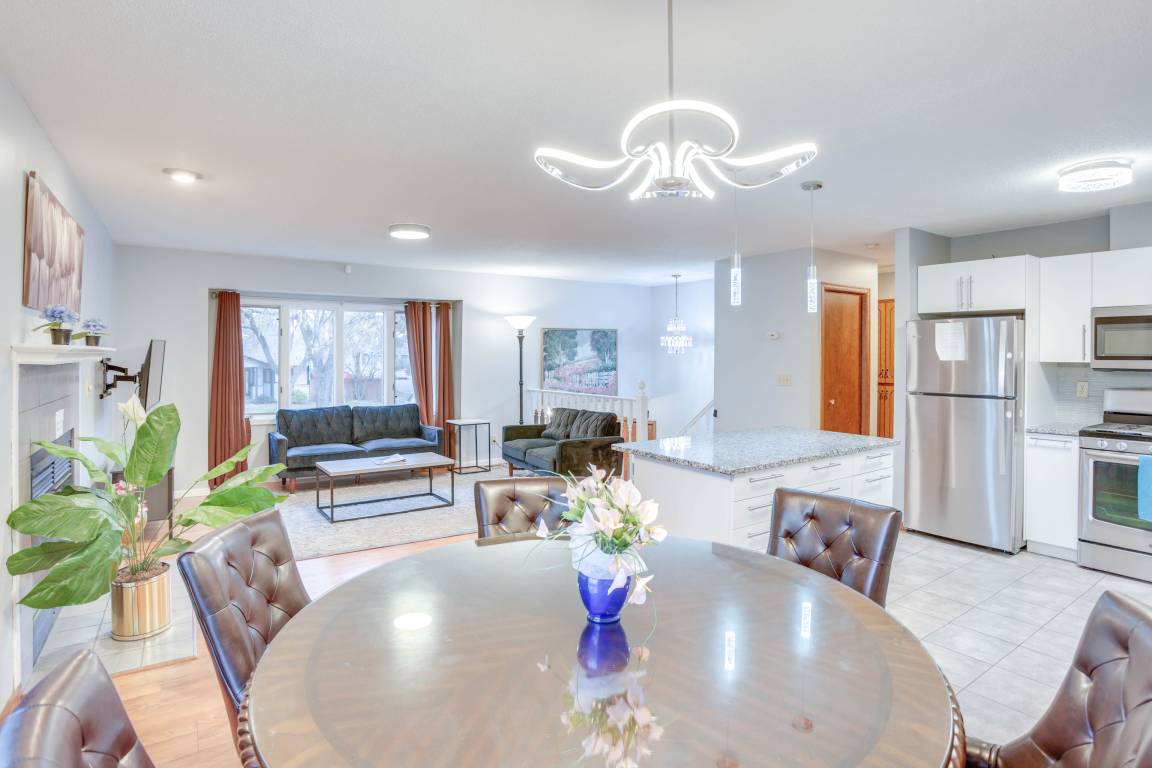 185 M² Maison De Vacances ∙ 4 Chambres ∙ 8 Personnes - Brooklyn Park, MN
