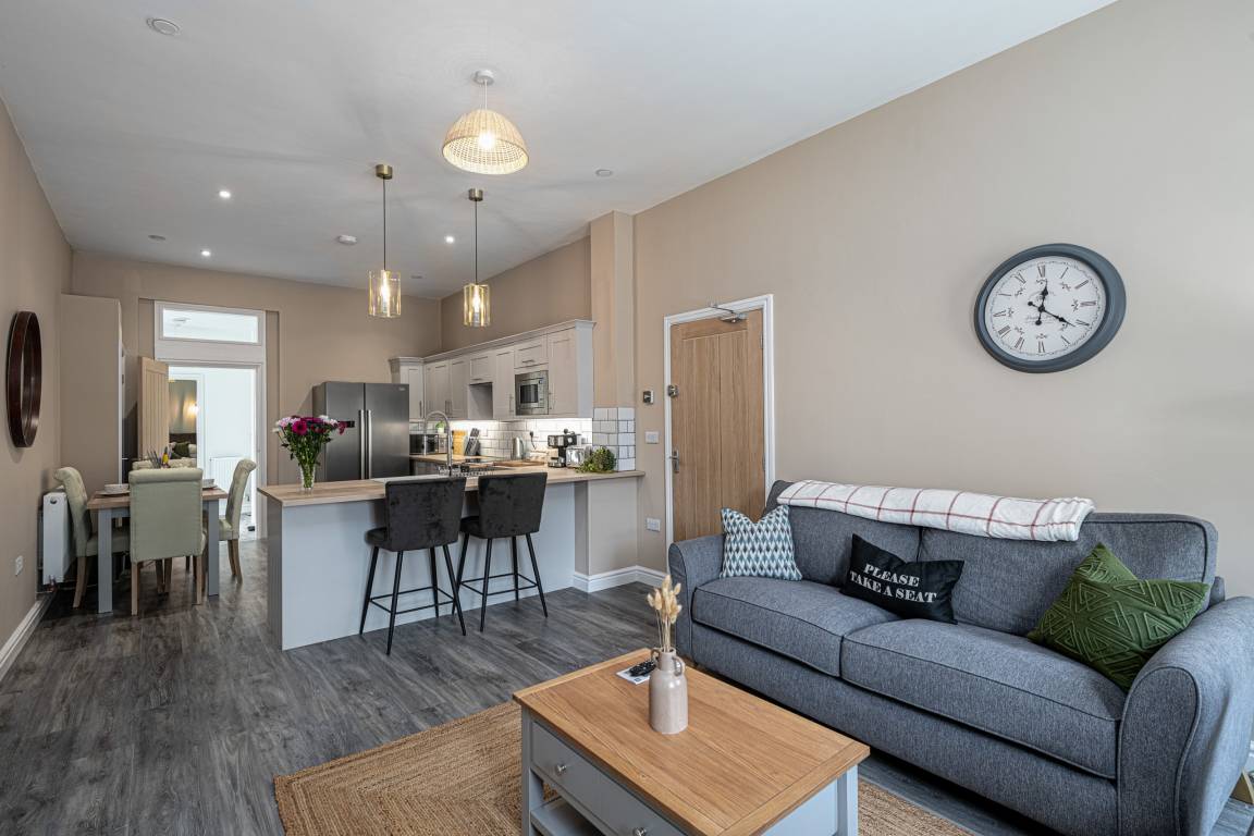 100 M² Apartment ∙ 2 Bedrooms ∙ 4 Guests - Pwllheli