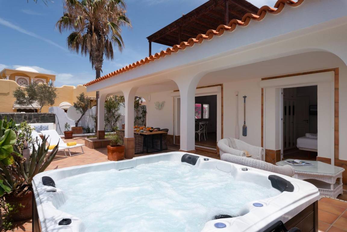 108 M² Apartment ∙ 3 Bedrooms ∙ 6 Guests - Tenerife